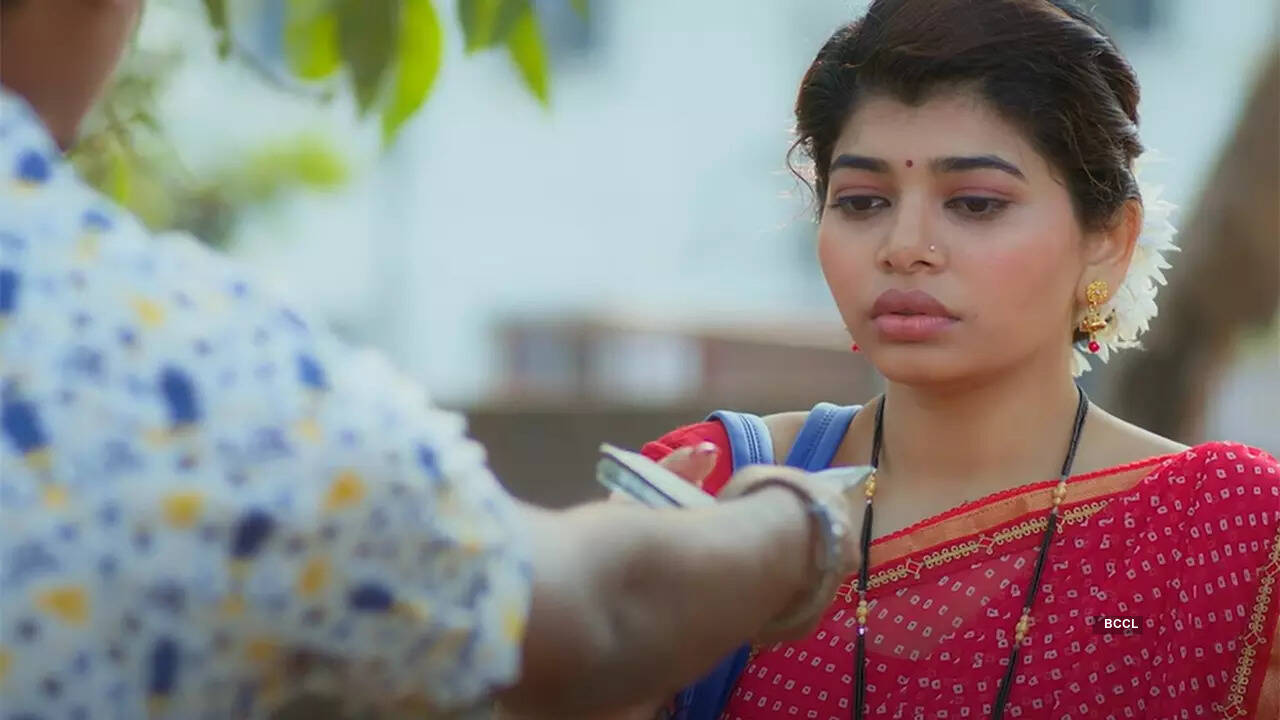 Club 52 Movie: Showtimes, Review, Songs, Trailer, Posters, News ...