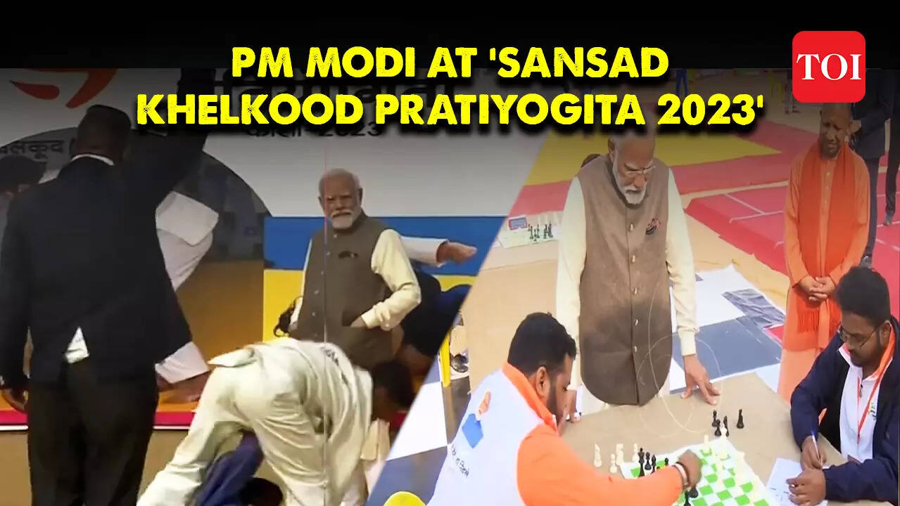 PM Narendra Modi encourages participants of ‘Sansad Khelkood ...