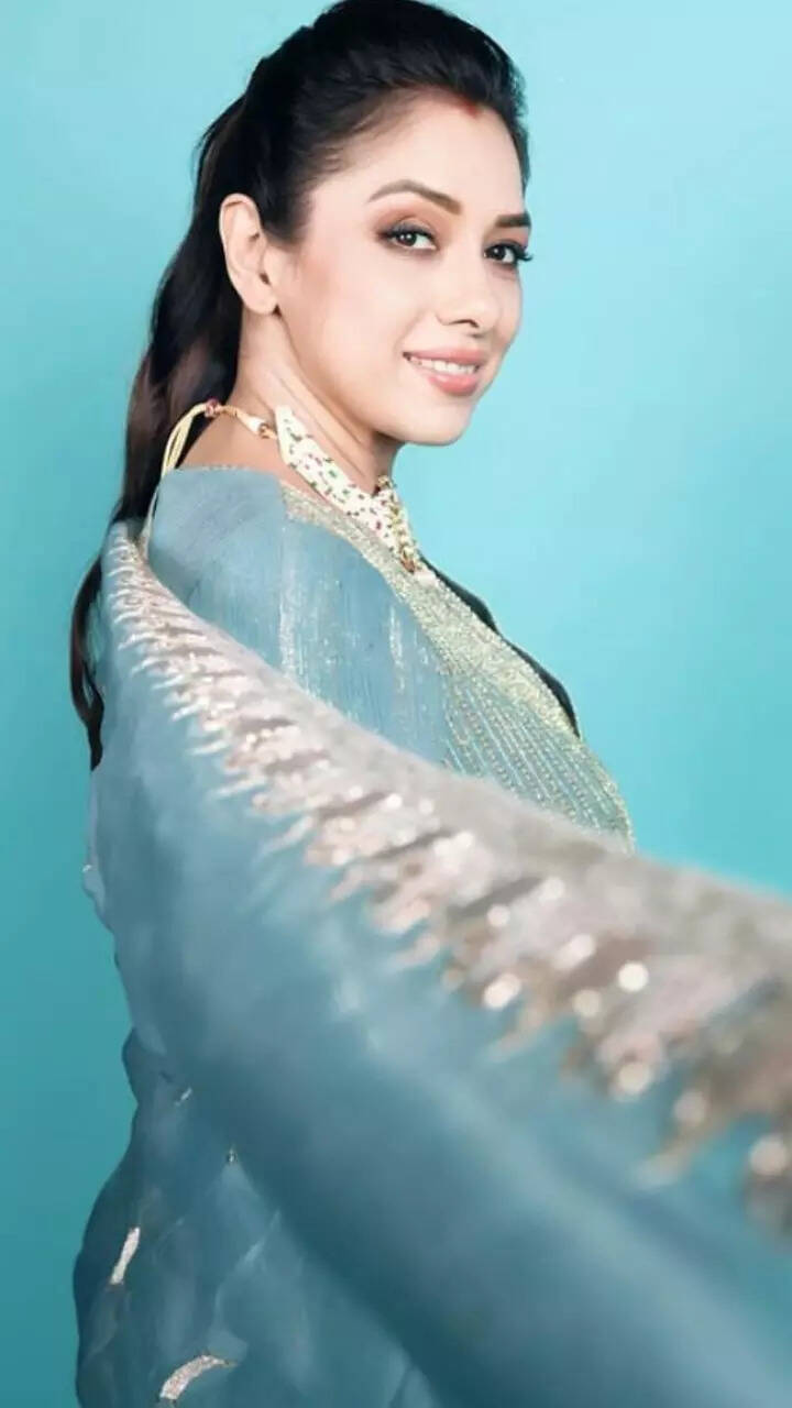 Rupali Ganguly’s top 15 off-screen glam looks | The Times of India