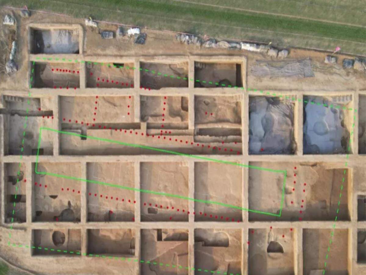 Archaeologists unearth a 4000-year-old palace complex in China!, China ...