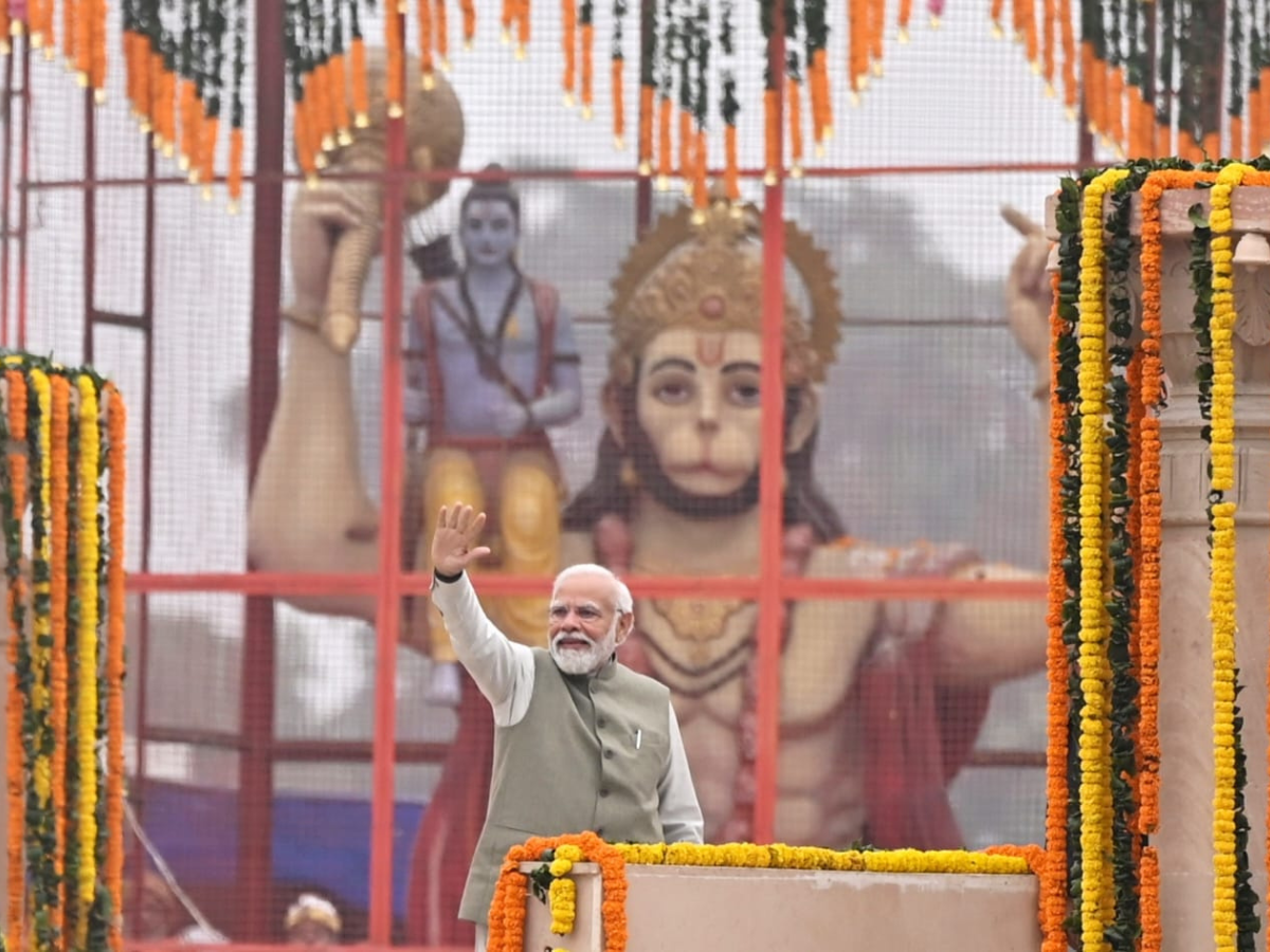 PM Modi Ayodhya visit: Launches Amrit Bharat, Vande Bharat trains and ... PM Modi Ayodhya visit: Launches Amrit Bharat, Vande Bharat trains and ...