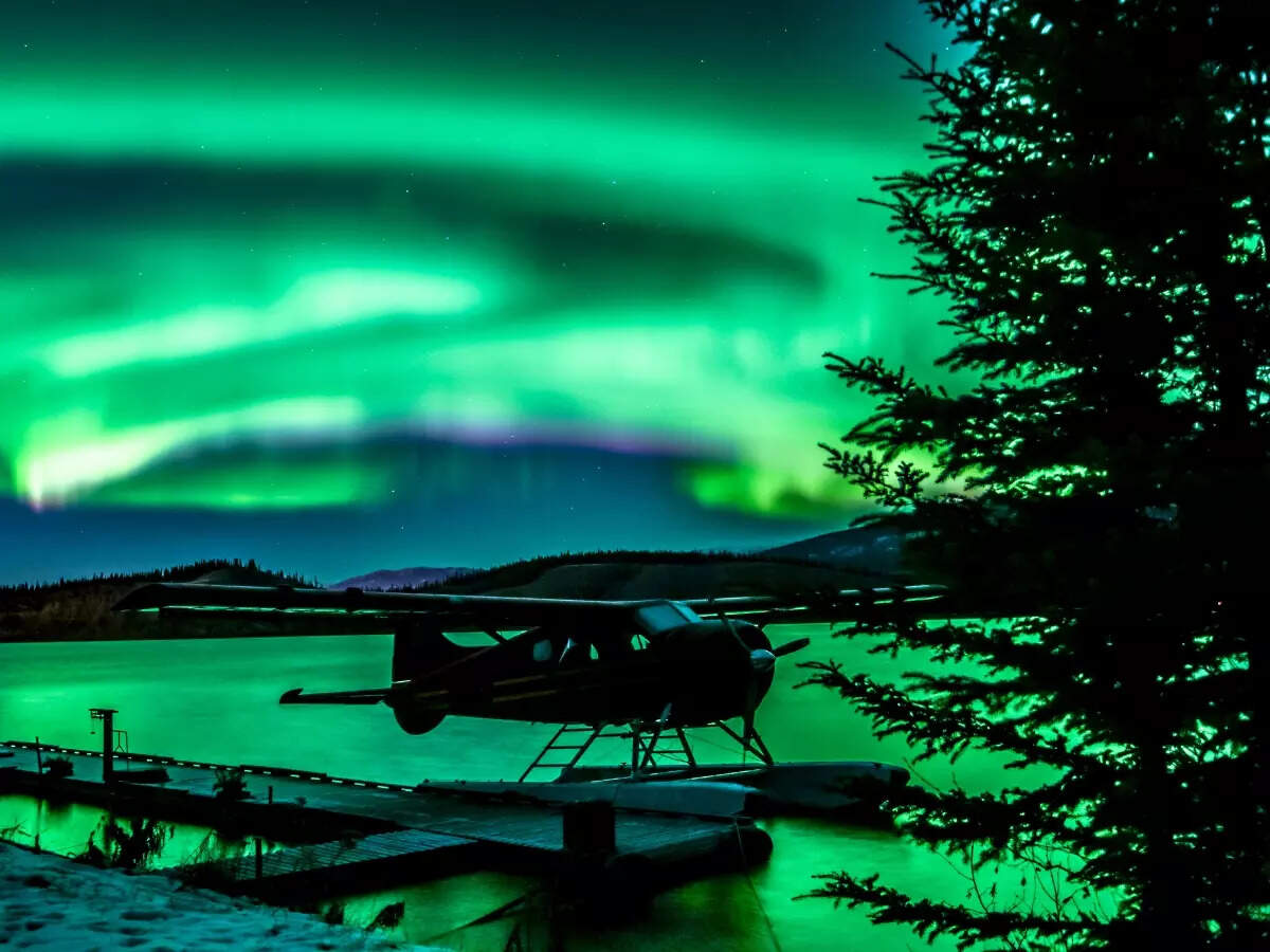 Countries that are experiencing only night during this time, World ...