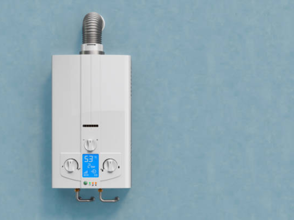 Safety rules to follow while bathing in hot water by geyser