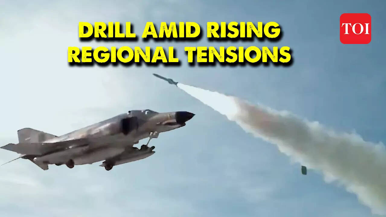 Iran successfully conducts air defense drill using drones