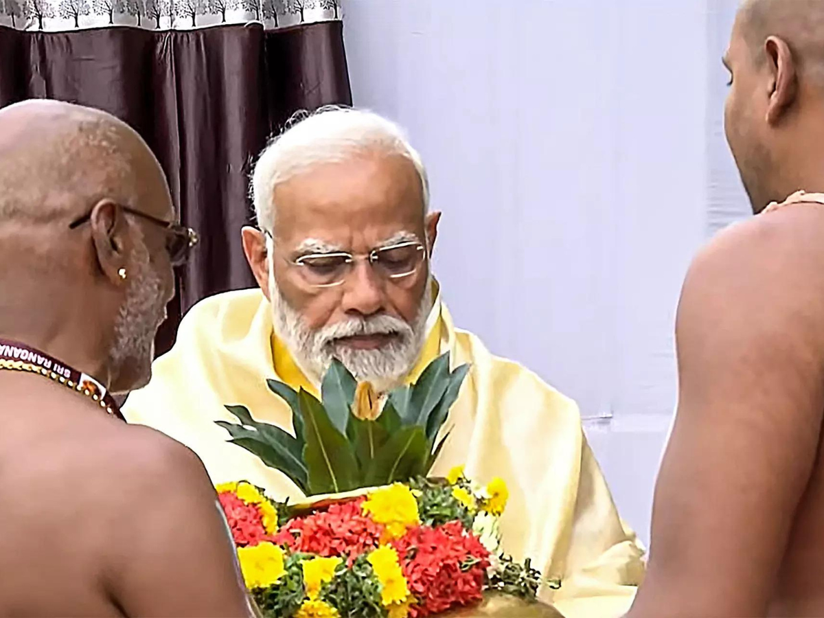 PM Modi's divine safari: Elephant blessings at Sri Ranganathaswamy Temple