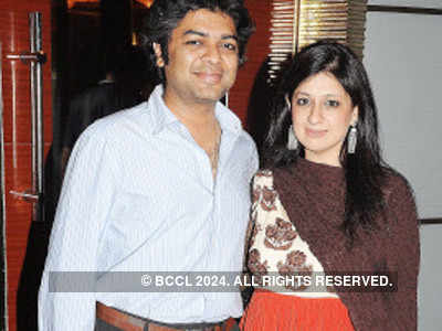 Aditi and Atul Daga at Diwali Night party organised by Nagpur Round ...