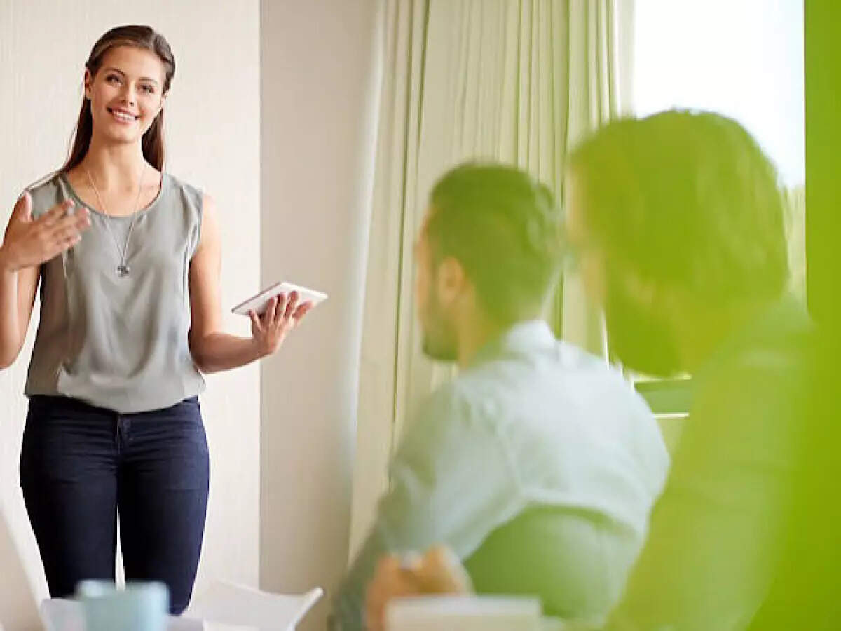 What is presenteeism at work and how it can affect your life