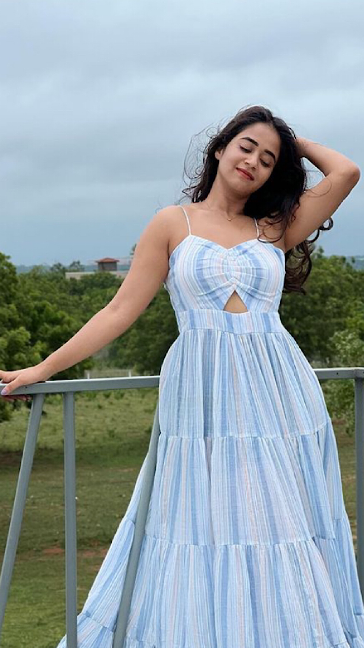 Sunaina Wallpapers 2024