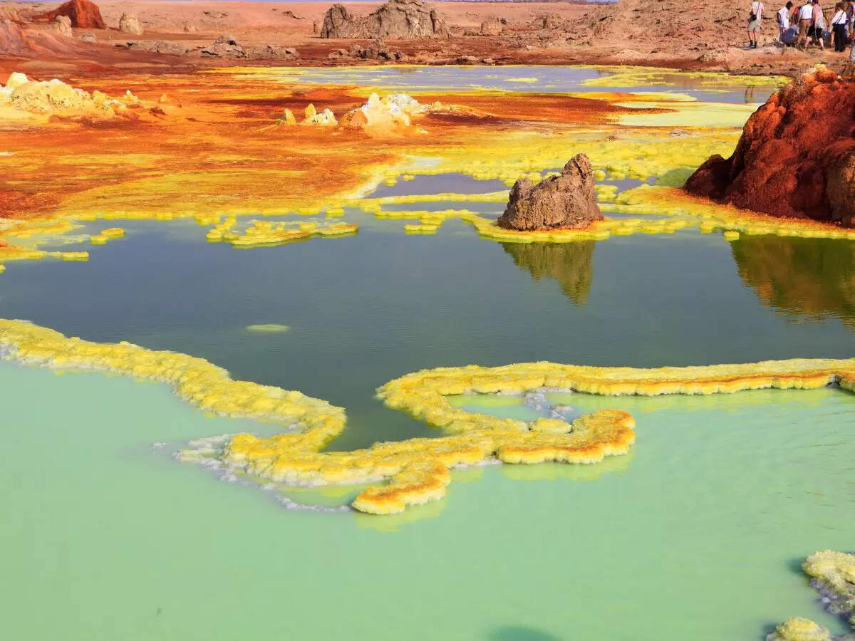 Life in Dallol (Ethiopia), the hottest inhabited place on Earth ...