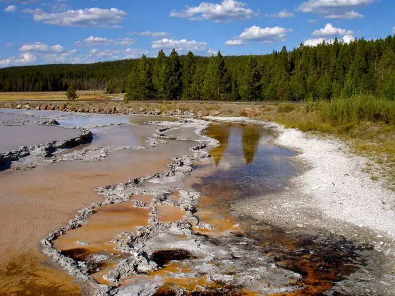 Breathtaking pictures of Yellowstone National Park in the US- The ...