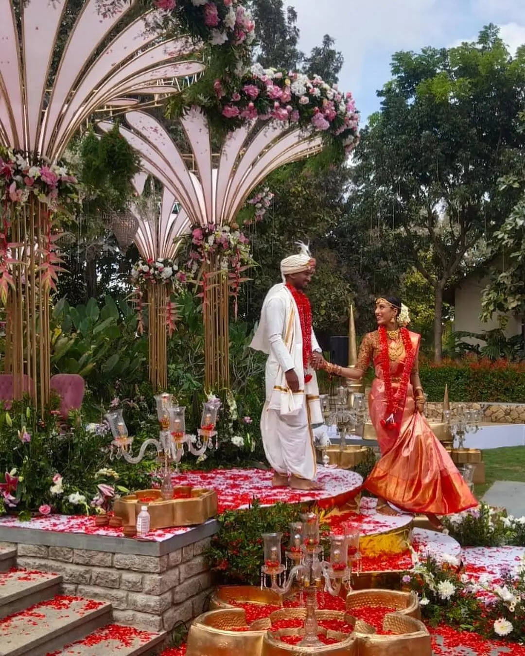 Check out the pictures from the fairytale wedding of Ayesha Asaadi and ...