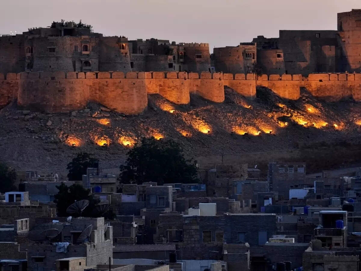 A quick guide to Jaisalmer Fort, the jewel of Thar Desert | Times of ...