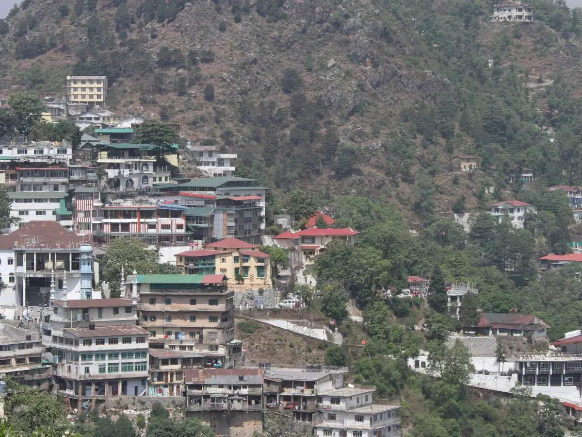 Exploring Camel's Back Road in Mussoorie: 5 things to Know, Mussoorie ...