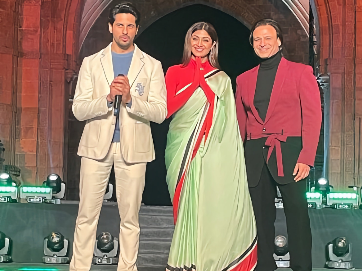 Mumbai walks: Cast of Indian Police Force at the Mumbai Festival 2024