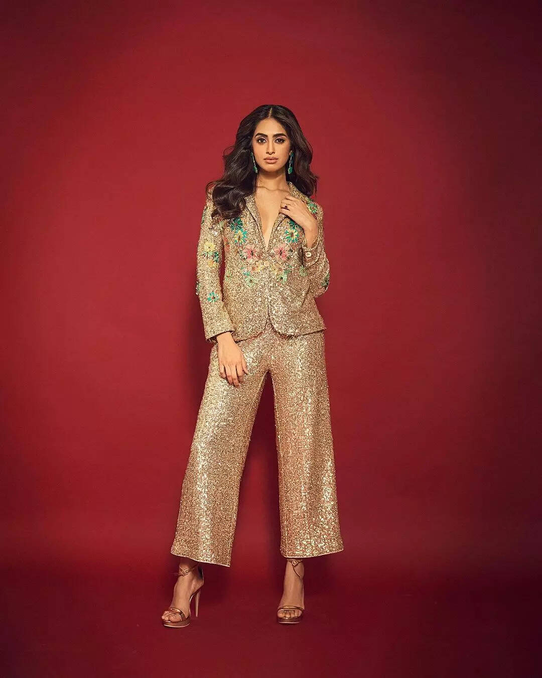 Sini Shetty's lookbook: A glamorous showcase at Miss World!