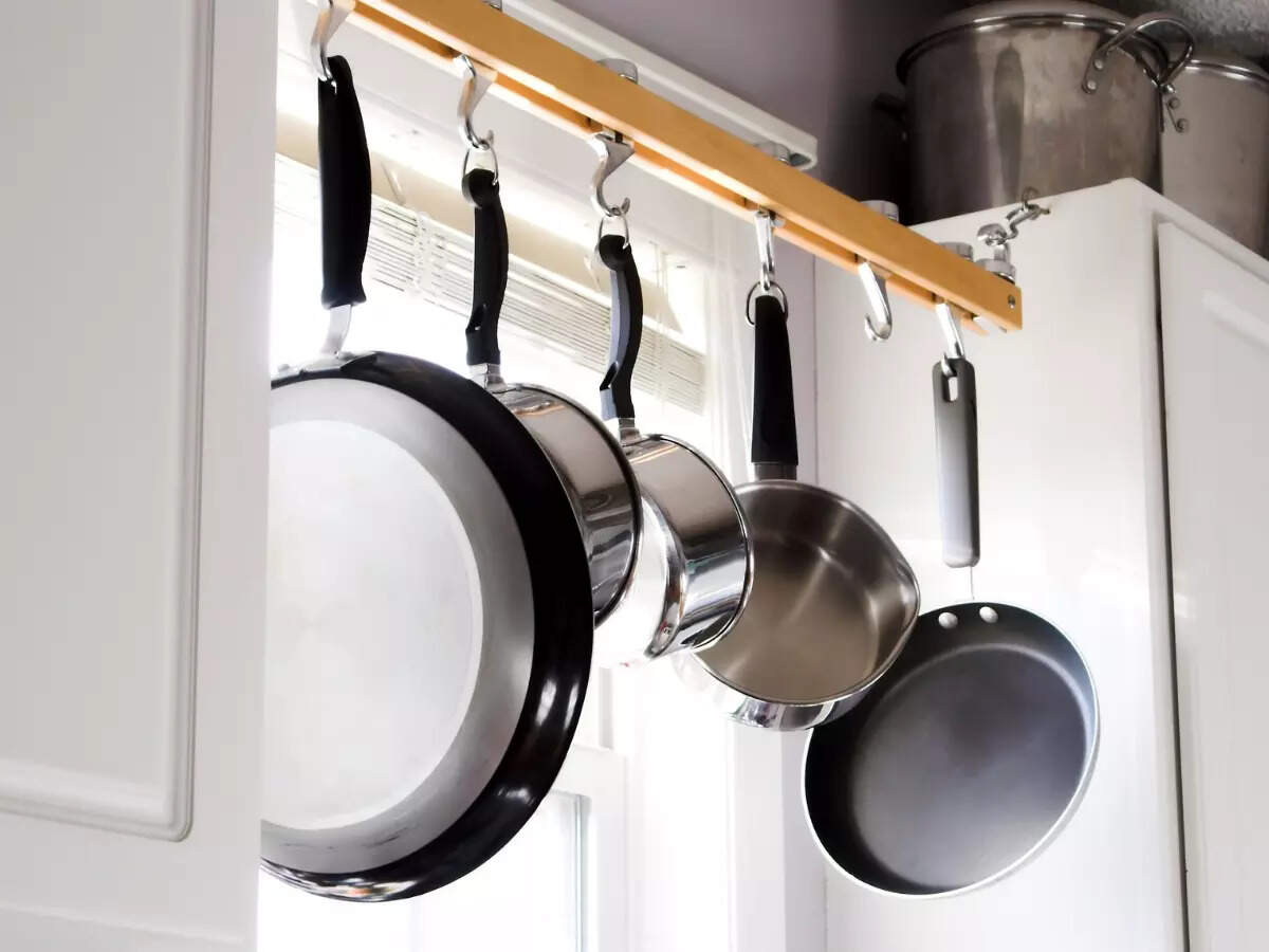 8 types of pans every kitchen must have