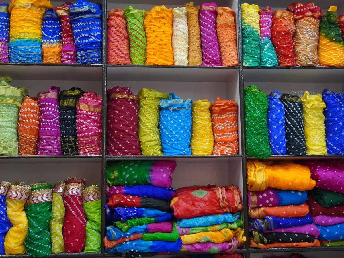 5 best places to go on a shopping spree in Gujarat! | Times of India Travel