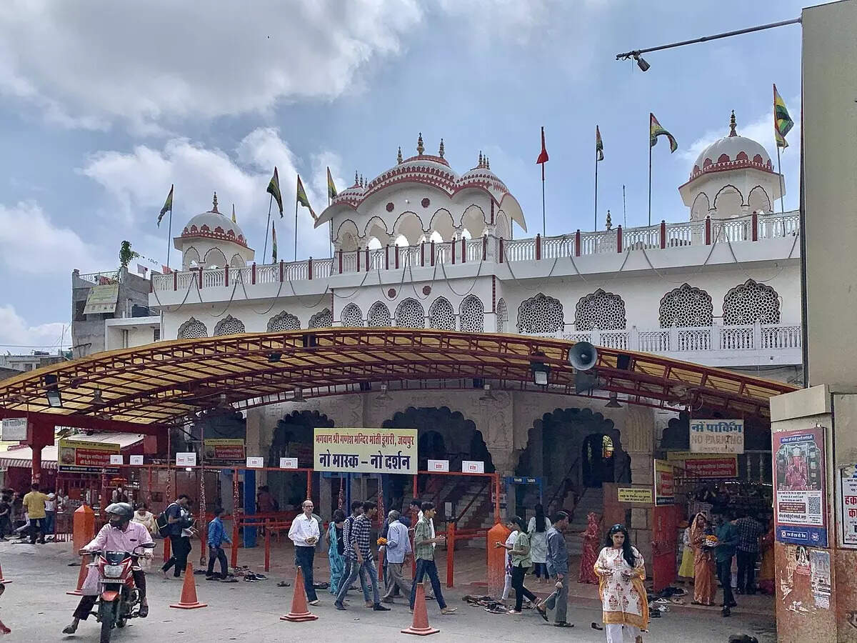 Moti Dungri Temple: A must-visit religious site in Jaipur, - Times of ...