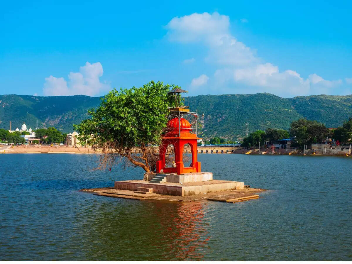 6 interesting facts about the Brahma Temple in Pushkar that will leave ...