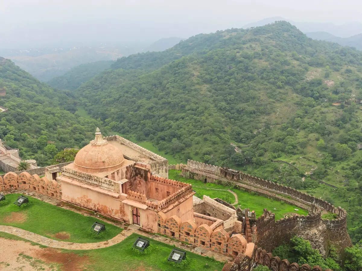 Oldest mountain range and famous getaways - things we love about the ...