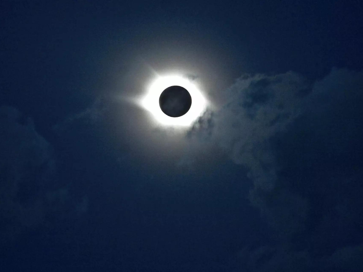 Everything you need to know about the April 8 total solar eclipse