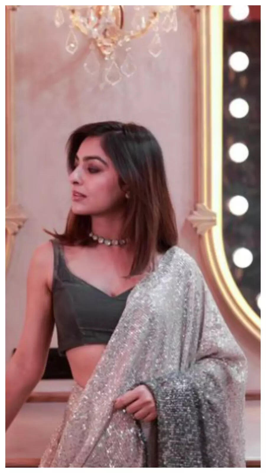 Maira Doshi's stunning looks that will leave you mesmerized