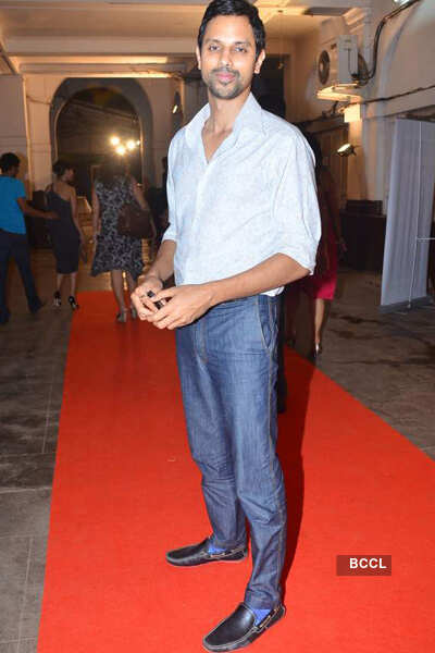 Mukul Deora at the performance show of Pandit Vishwa, Mohan Bhatt and ...