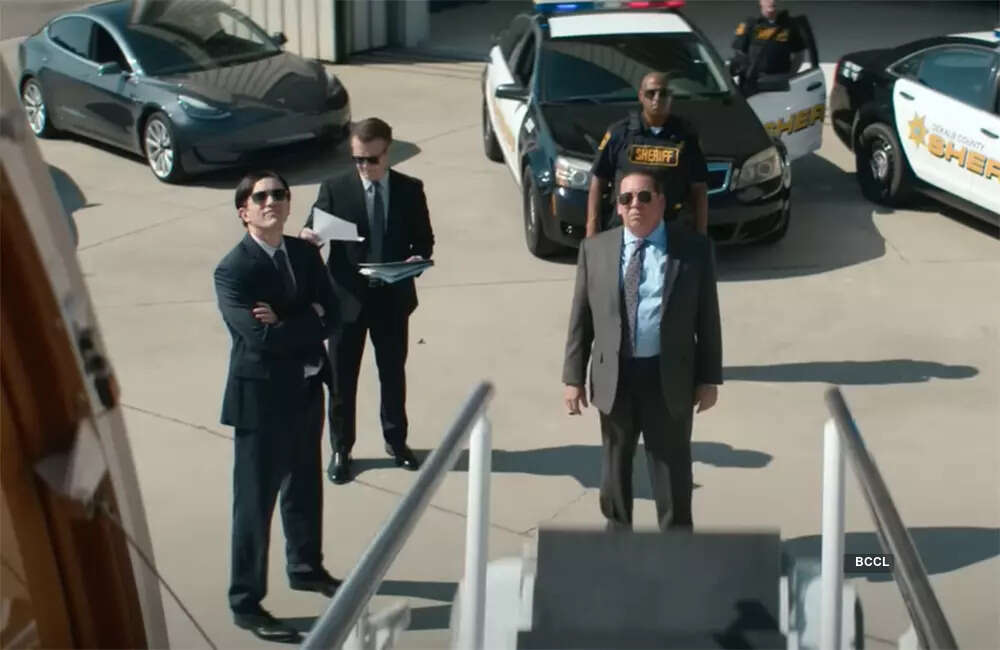 A Man In Full Web Series: Review, Trailer, Star Cast, Songs, Actress ...