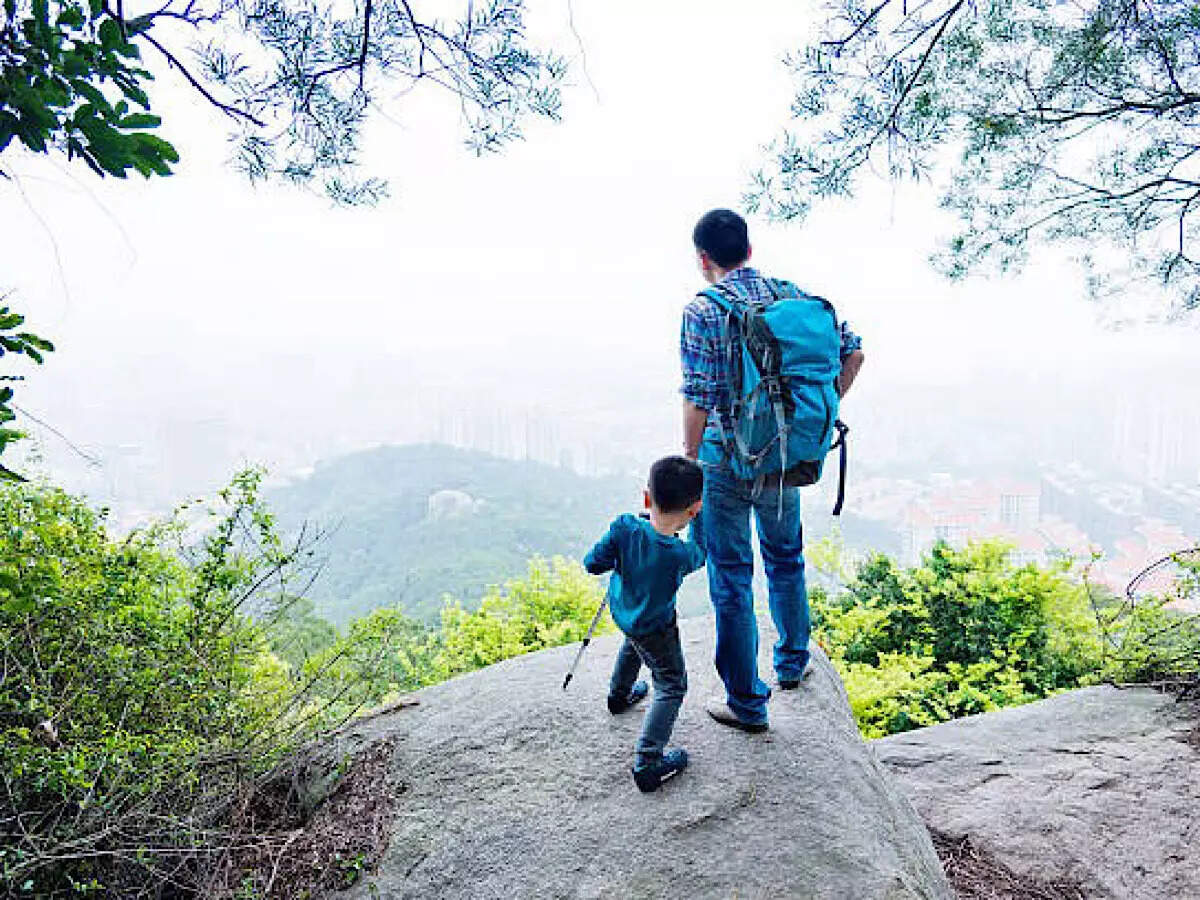 5 heartwarming things only fathers can do