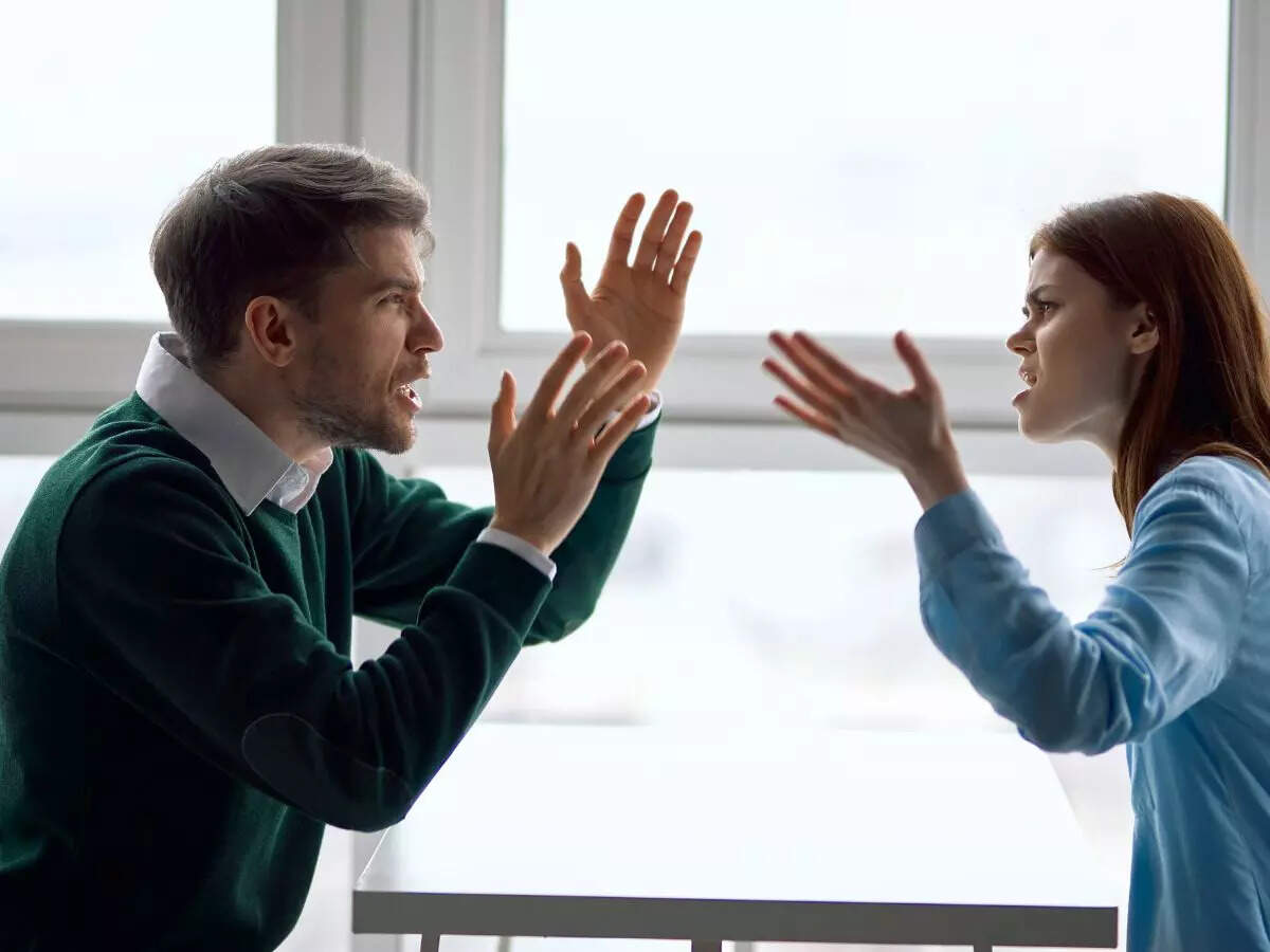 Relationship Fight Language: 6 common fight languages in relationships