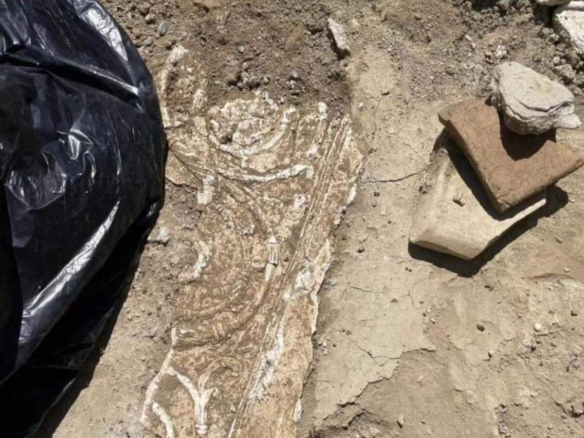 1600-year-old unique Roman indoor swimming pool with frescoes ...