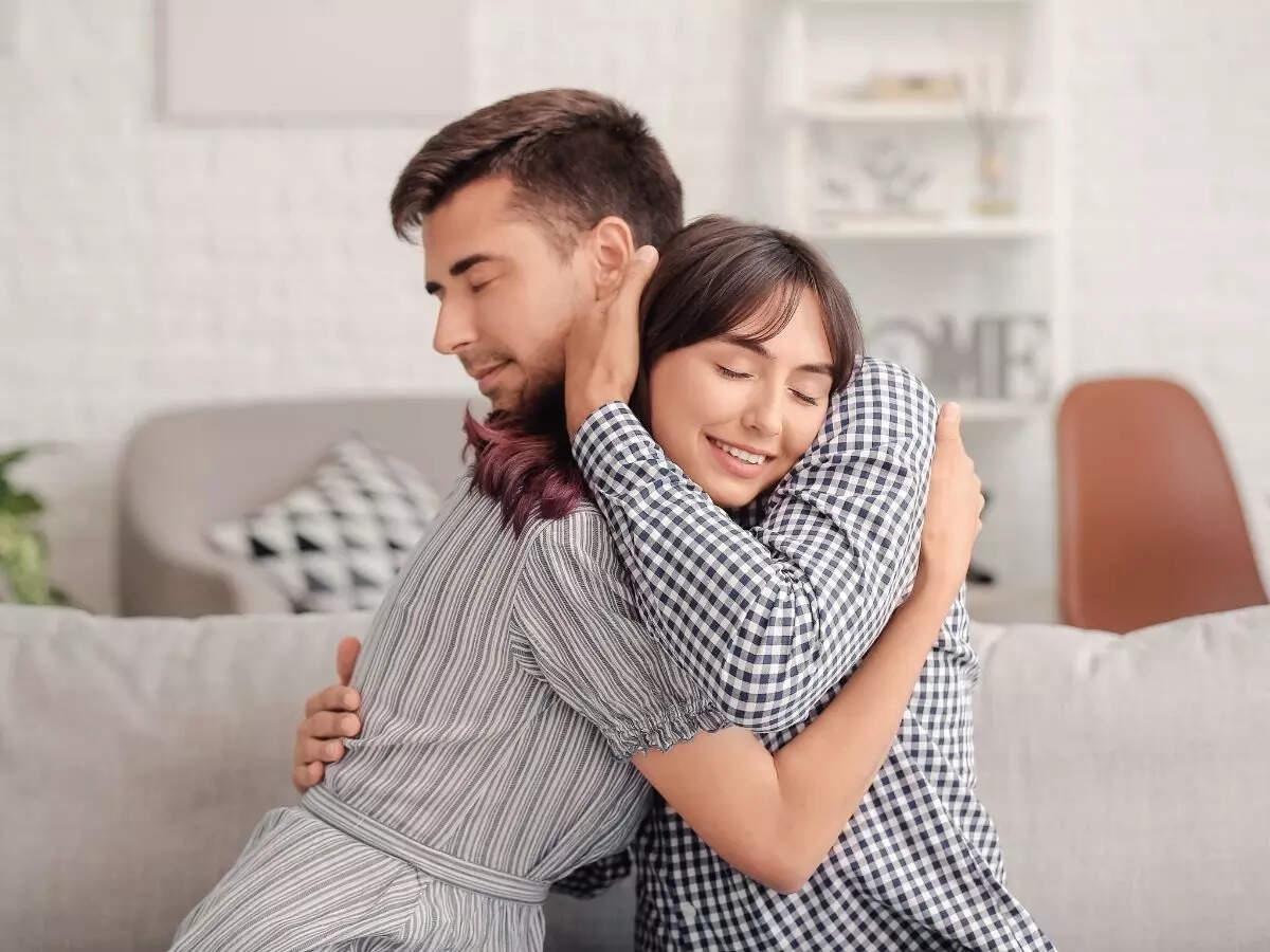 How to develop emotional intelligence for better relationships