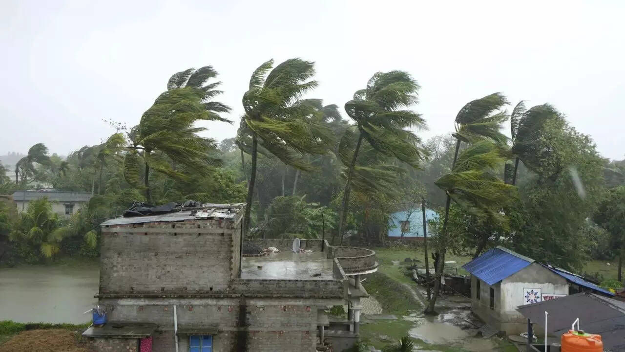 Cyclone Remal moves 'northward' impacting lives of residents, causing ...