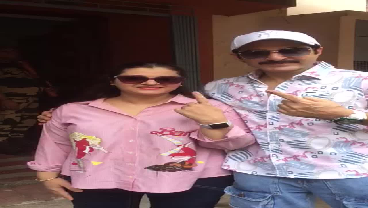 Jeet casts his vote with his wife Mohona