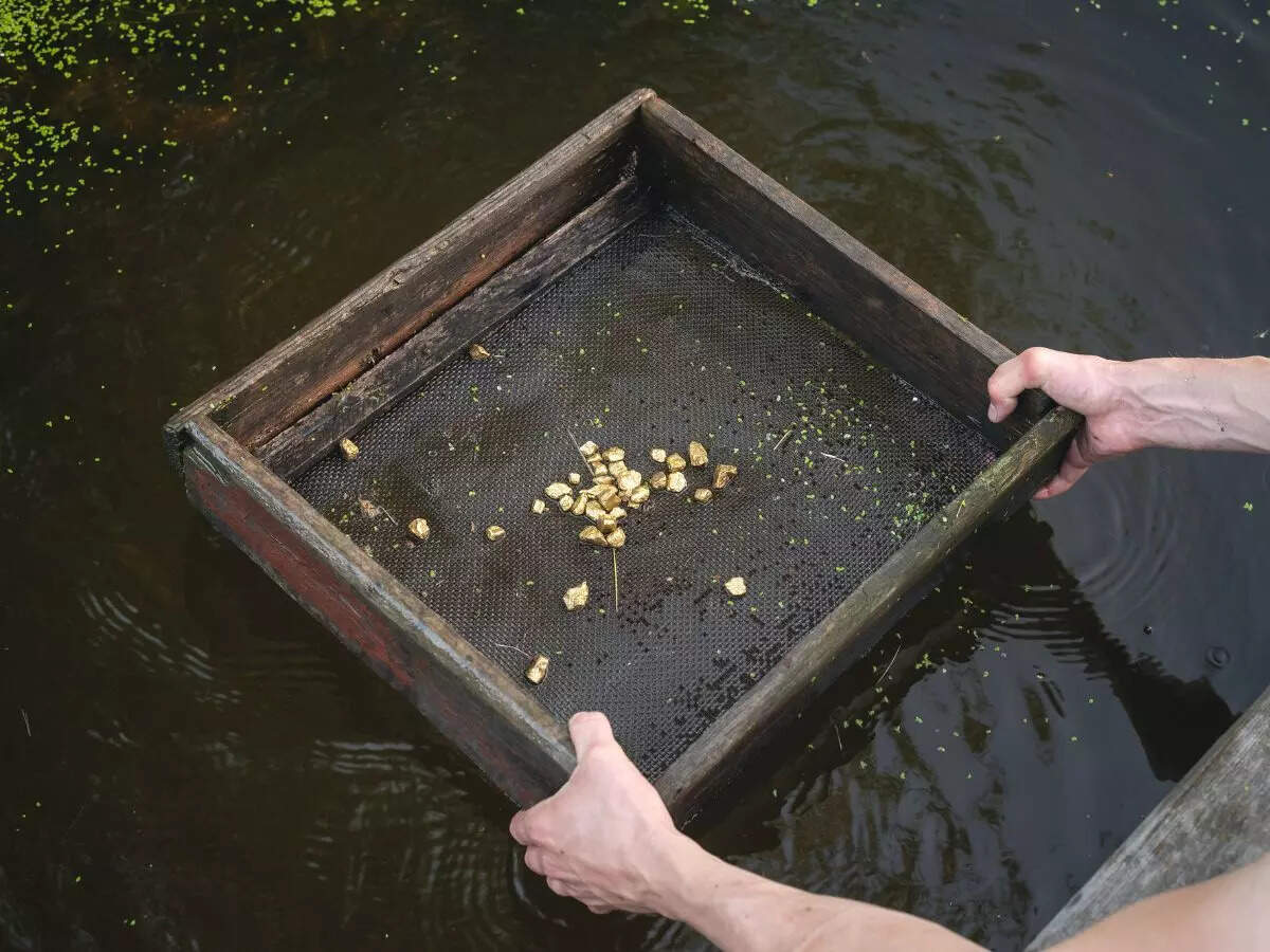 7 rare rivers that produce gold around the world