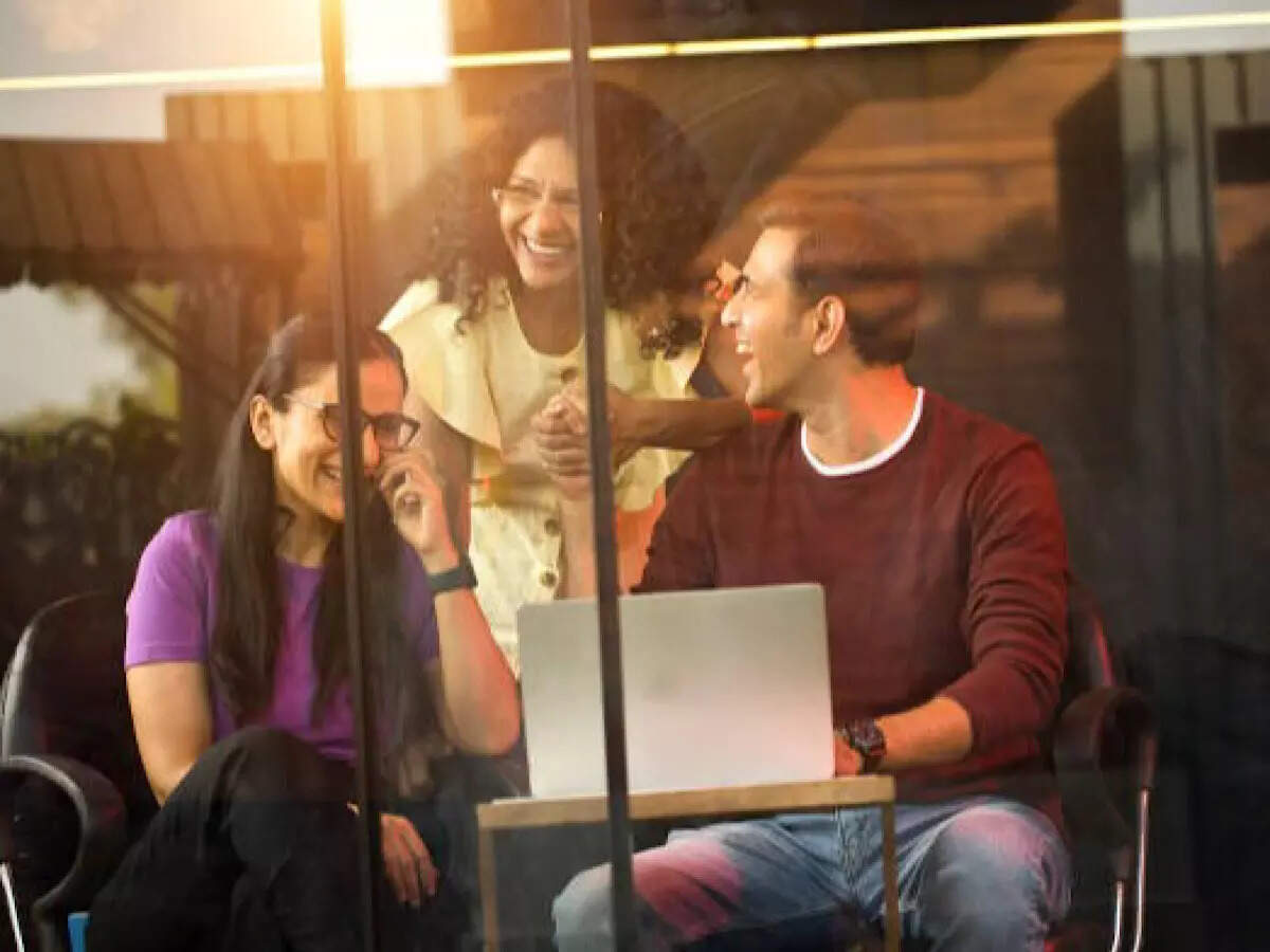 How to make friends in the office