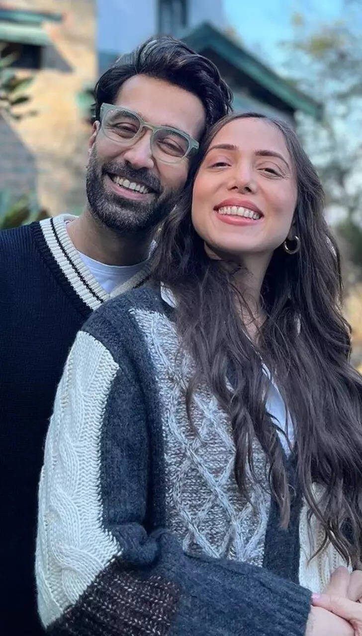 Nakuul Mehta And Wife Jankee Celebrate Their 5year 13 My Saves Ideas