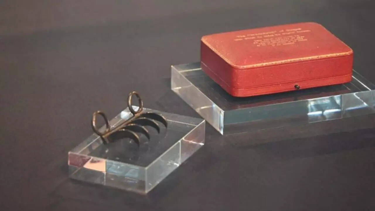 'Tiger claw weapon': 'Wagh nakh' used by Shivaji Maharaj to kill Afzal ...