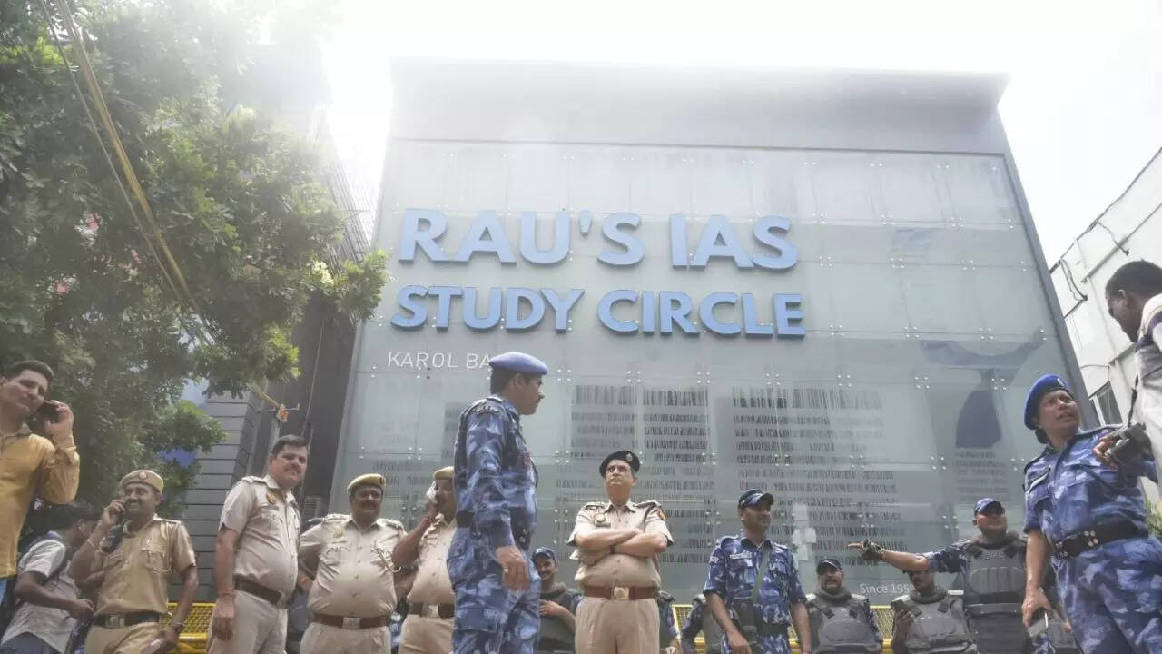 Photos | Death, despair and protest: Heartbreaking scenes at Delhi UPSC ...