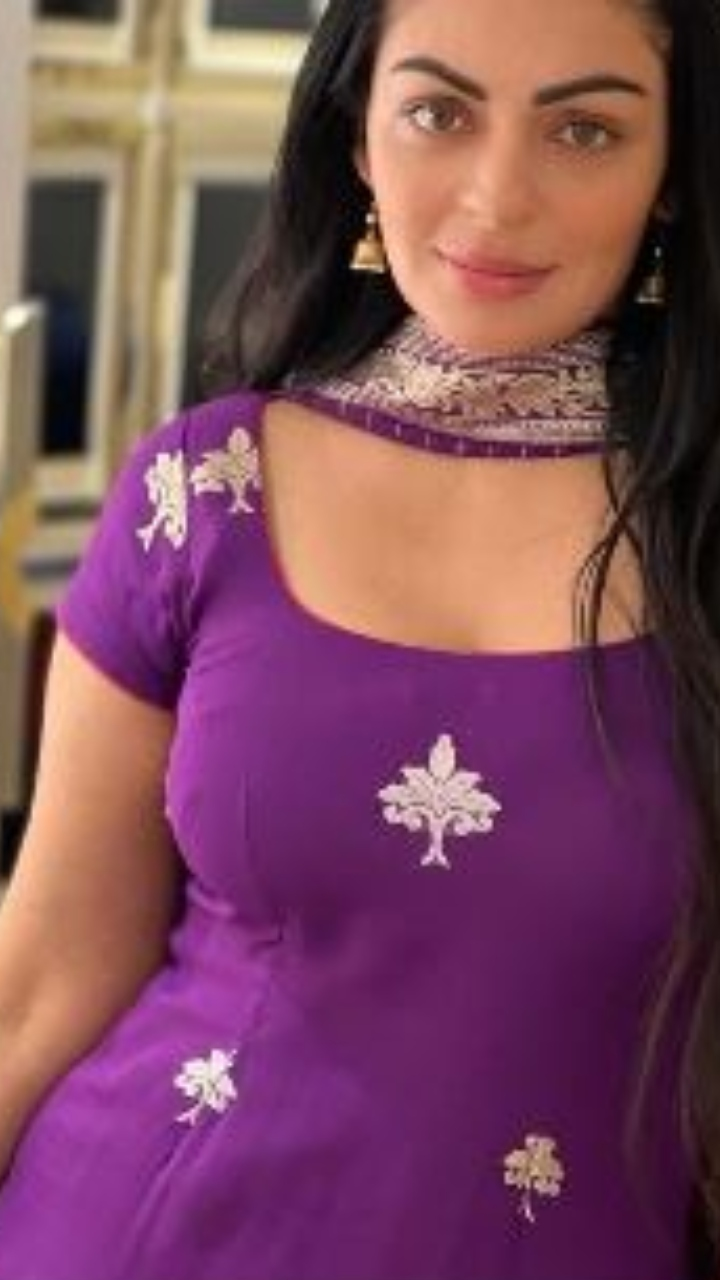 Punjabi Actress 60 Photos - Moonagedaydream.film