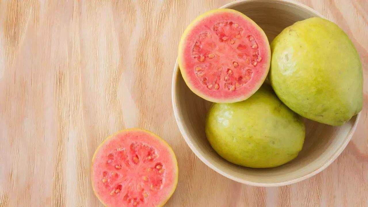 Should you eat or avoid guava on an empty stomach?…