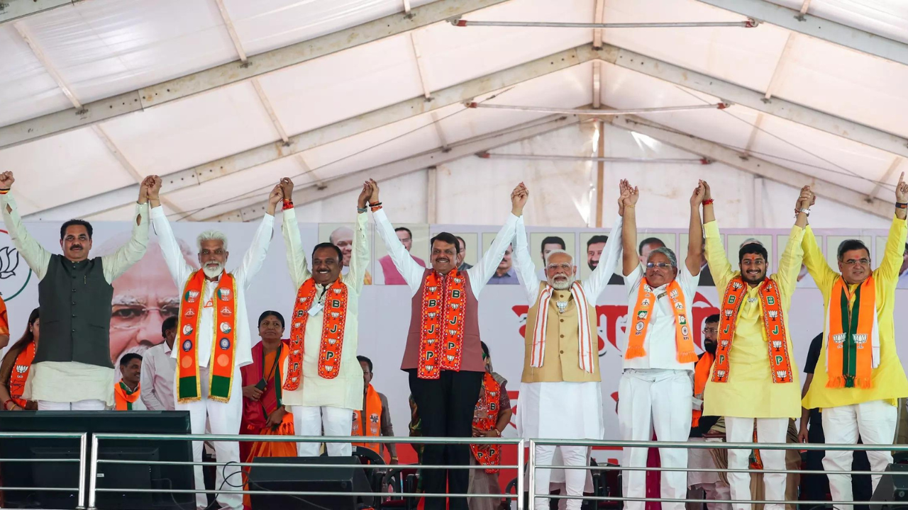 In pics: PM Modi kicks off Maharashtra election campaign with rallies ...