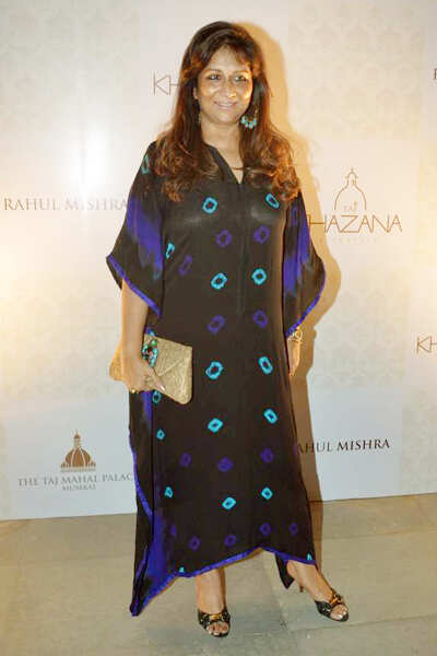 Sharmilla Khanna during designer Rahul Mishra's show for 'Taj Khazana ...