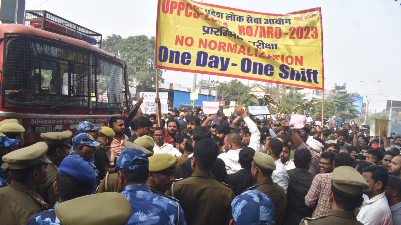 UPPSC aspirants hold massive protest in Prayagraj over exam schedule