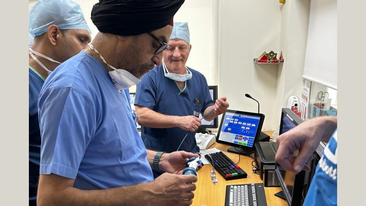 Leadless pacemaker saves life of 74 year old woman;…