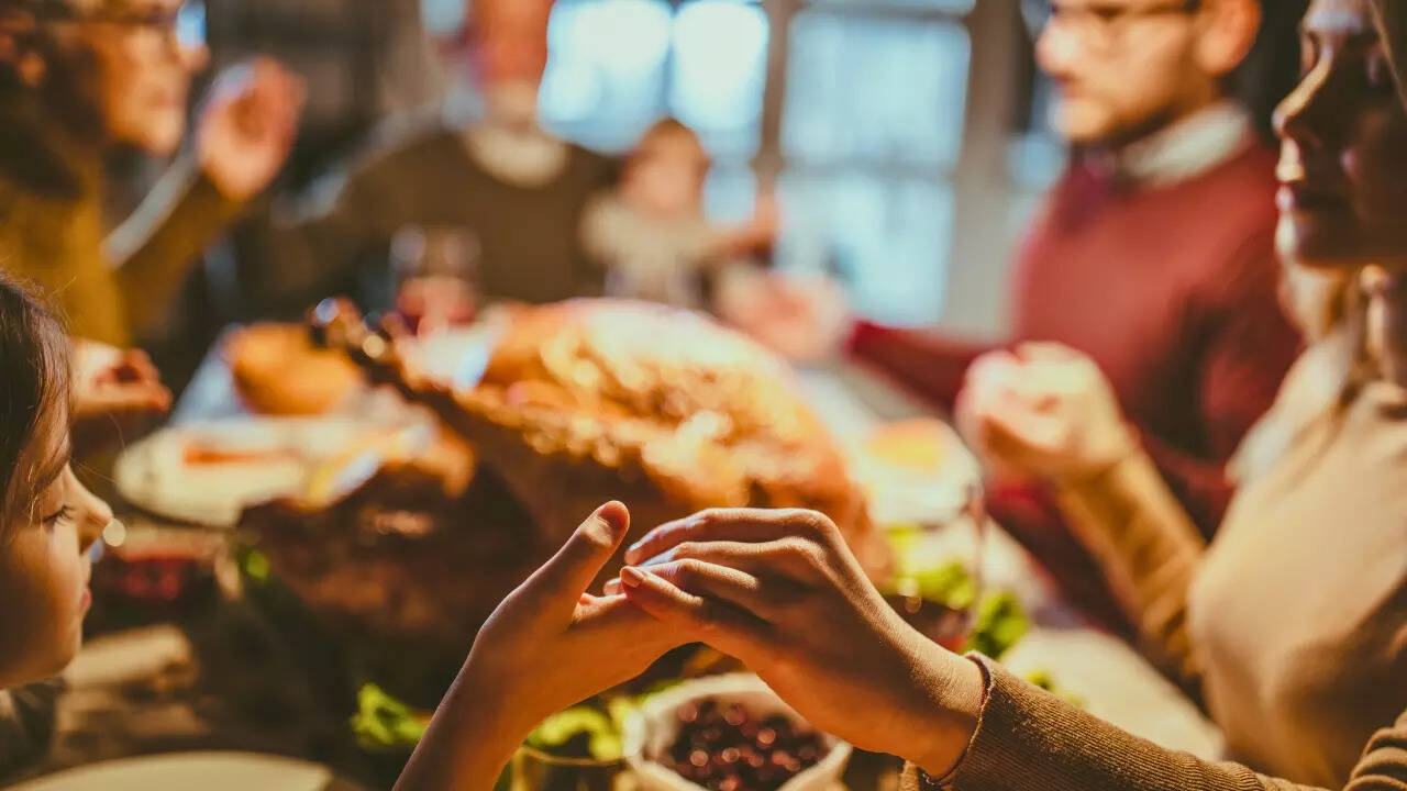 8 traditional dishes prepared on Thanksgiving