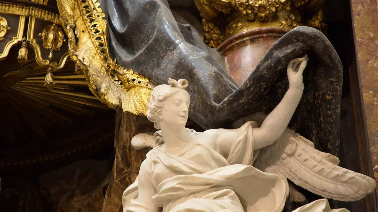 7 most beautiful and detailed sculptures ever created