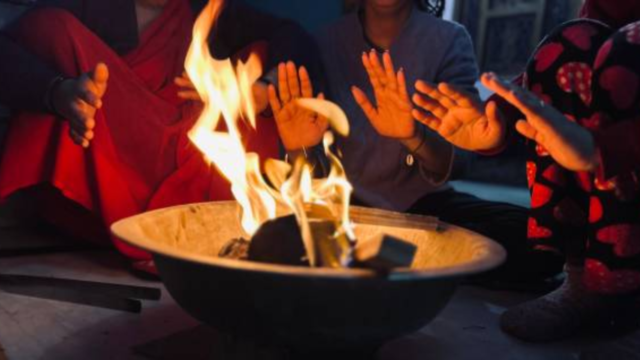 The cold, crowd and pollution: Winter health risks in…