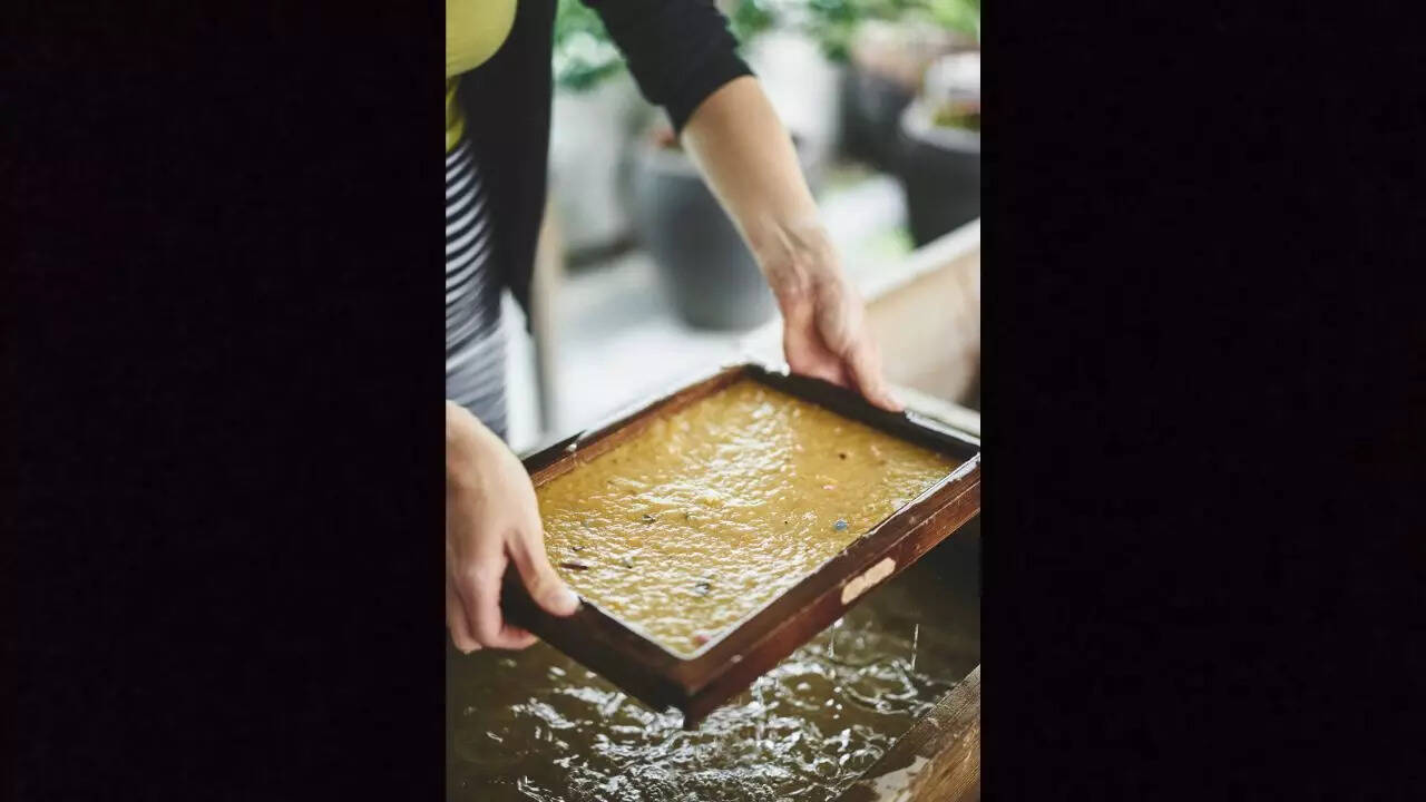 7 simple steps to make decorative, handmade paper at home