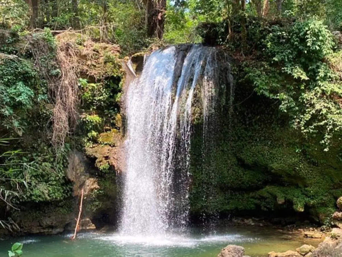 5 hidden waterfalls you must explore in Uttarakhand